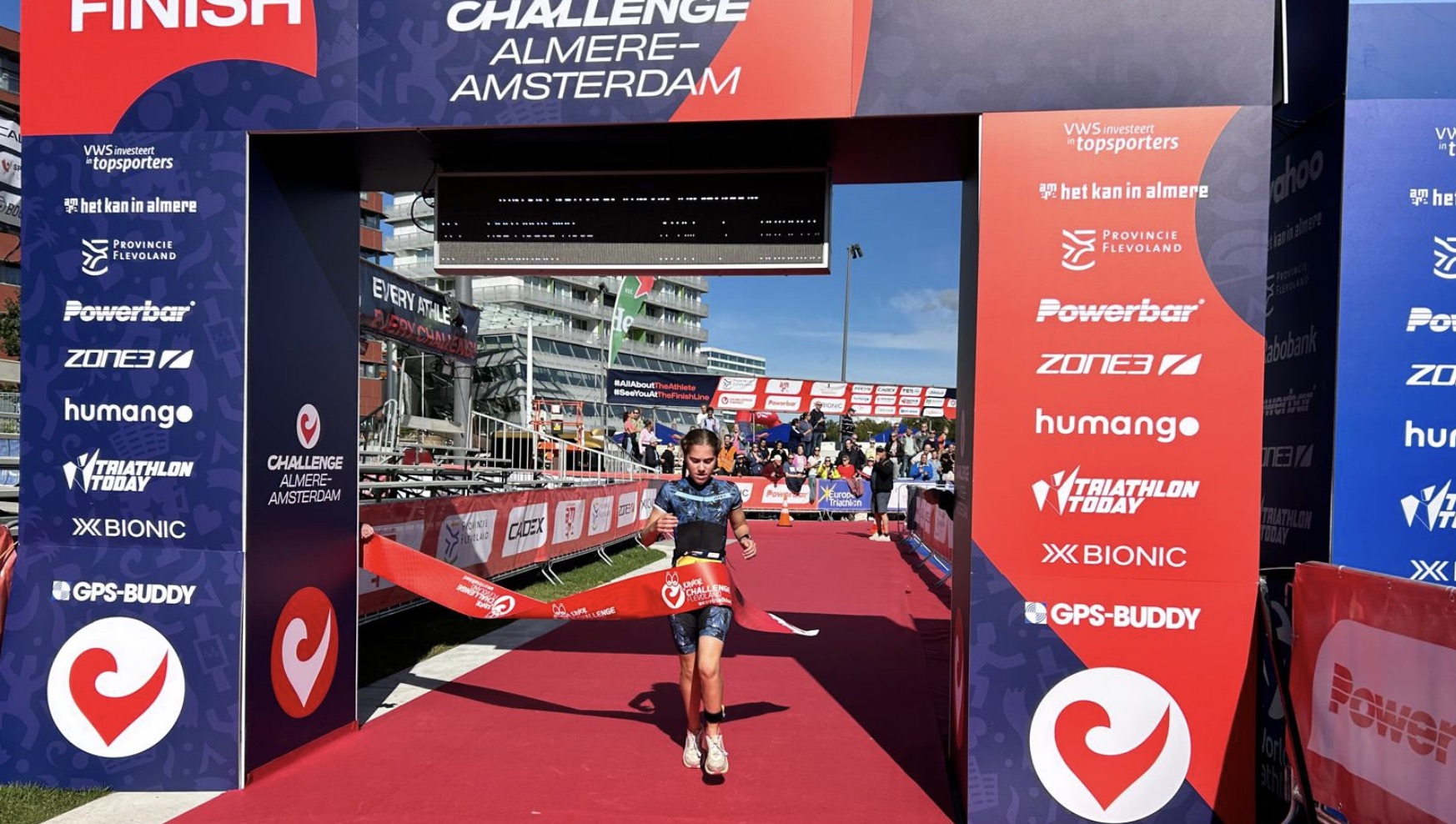 Lars van Zessen and Julia van Well win fast edition of Recruit a ...